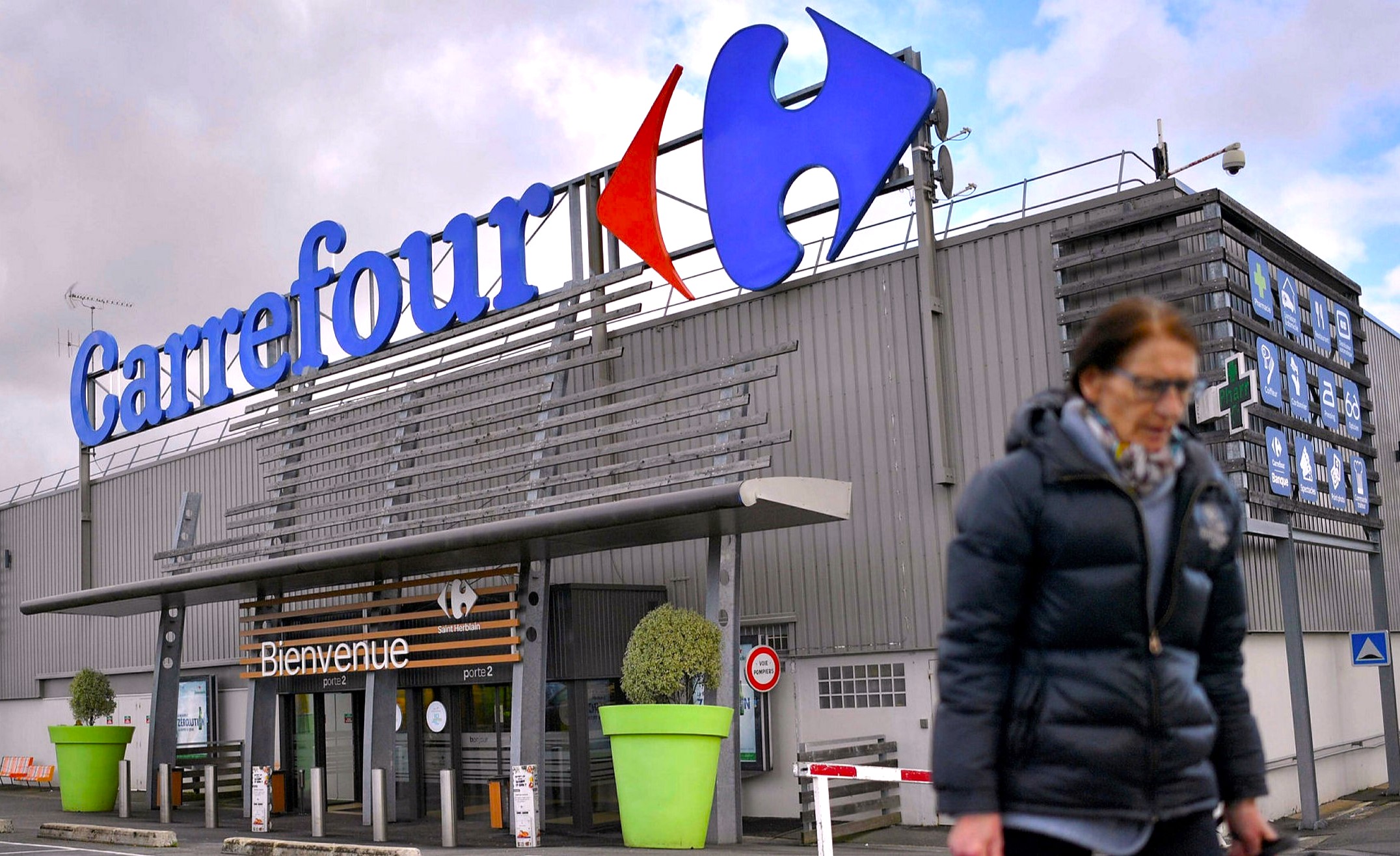 Η Carrefour κήρυξε τον πόλεμο στην ακρίβεια - Στιγματίζει προϊόντα ...