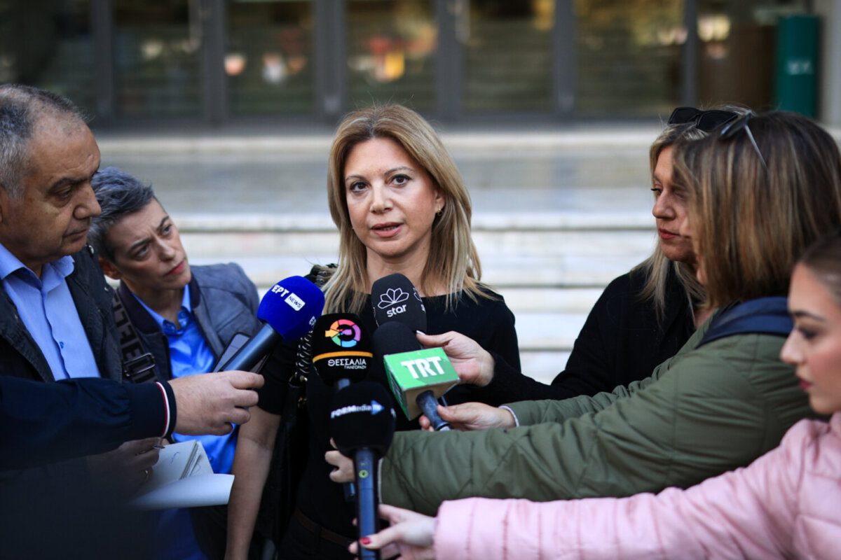 Καρυστιανού κατά Φλωρίδη: "Υποκριτική η προανακριτική, εξυπηρετεί την ...