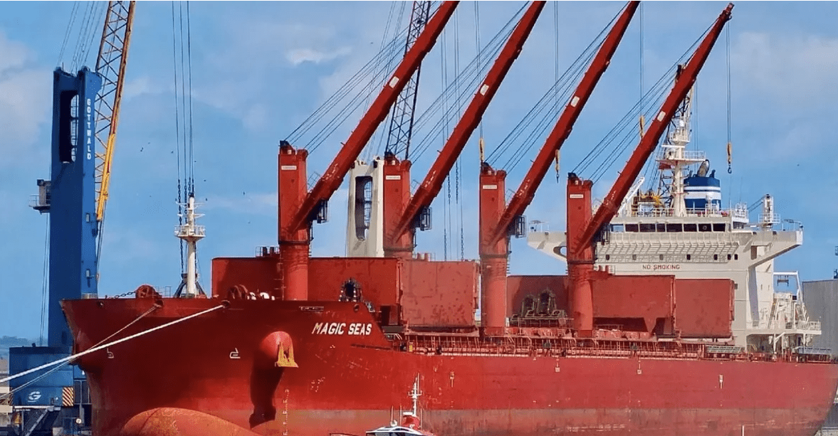 Οι Χούθι ανέλαβαν την ευθύνη για την επίθεση στο πλοίο Magic Seas του ...