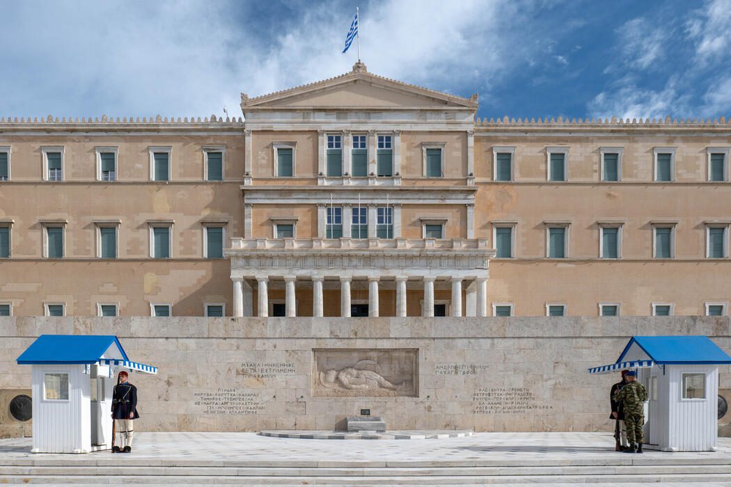 Αγνωστος Στρατιώτης: Υπάρχουν ήδη νόμοι για την προστασία των μνημείων ...